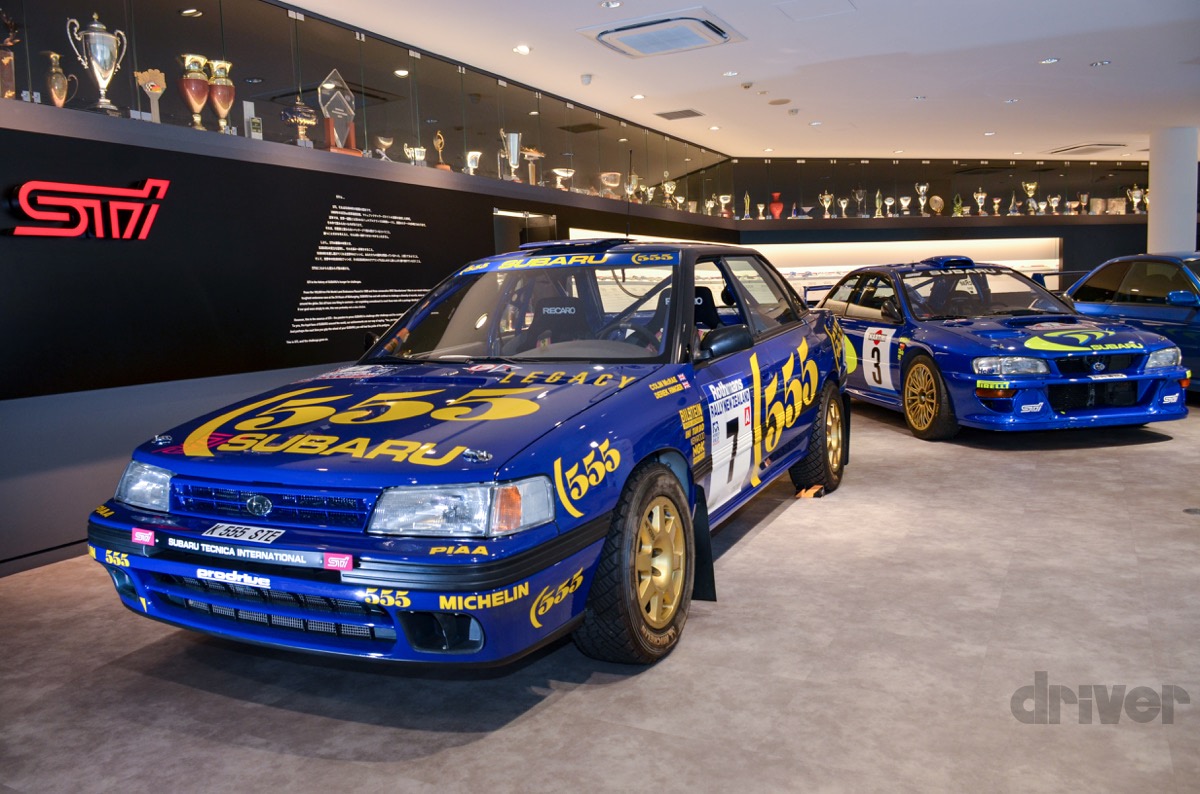 「ドライビングとはなんだ」な、STIギャラリー三鷹の新企画展示をさっそくリアル体験 | ドライバーWeb｜クルマ好きの“知りたい”がここに