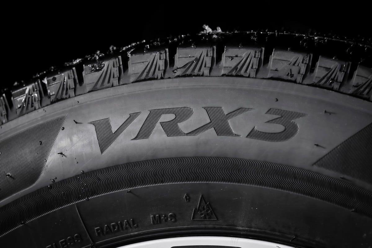 【大型SUV向けサイズも登場】ブリザックVRX3で北海道旅…ブラックアイスバーンにも遭遇 | ドライバーWeb｜クルマ好きの“知りたい”がここに