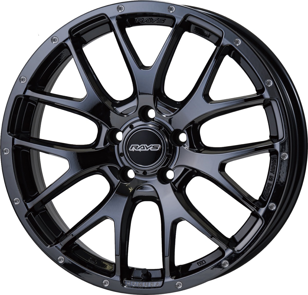 【デリカD:5 カスタム】大都会でも大自然でも自在に溶け込む｜RAYS HOMURA 2x7FA BLACK CLEAR EDITION｜ | ドライバーWeb｜クルマ好きの“知りたい”がここに