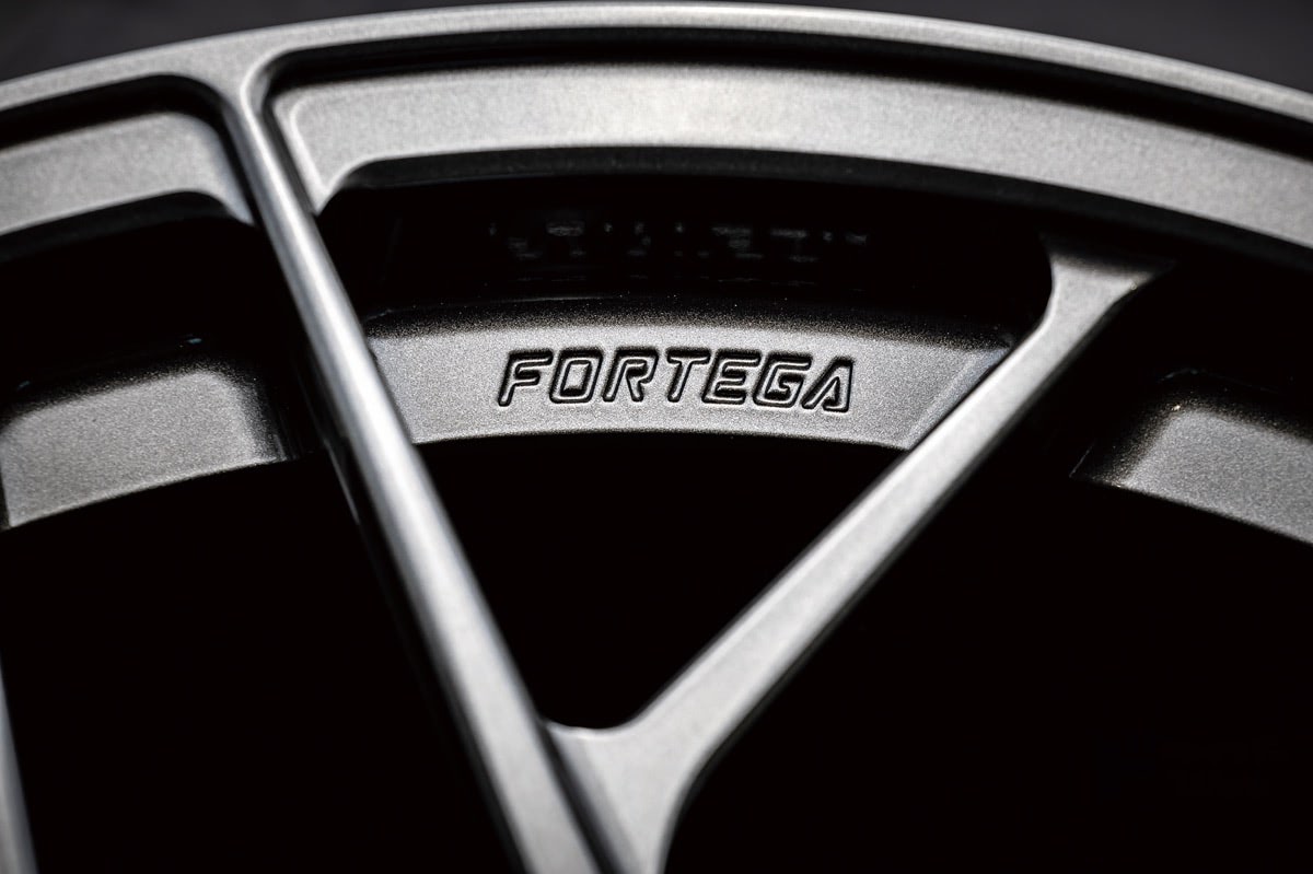 新素材FORTEGAが見据えるBBSの未来像｜BBS｜ | ドライバーWeb｜クルマ好きの“知りたい”がここに