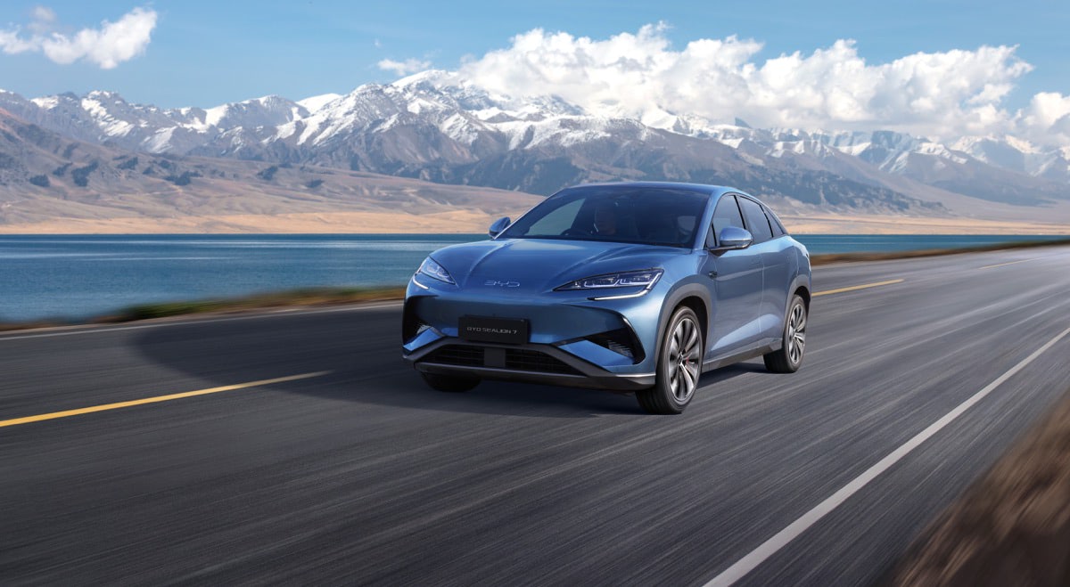 BYDが日本導入第4弾のBEV、シーライオン7を4月に発売。PHEV車の導入も決定 | ドライバーWeb｜クルマ好きの“知りたい”がここに