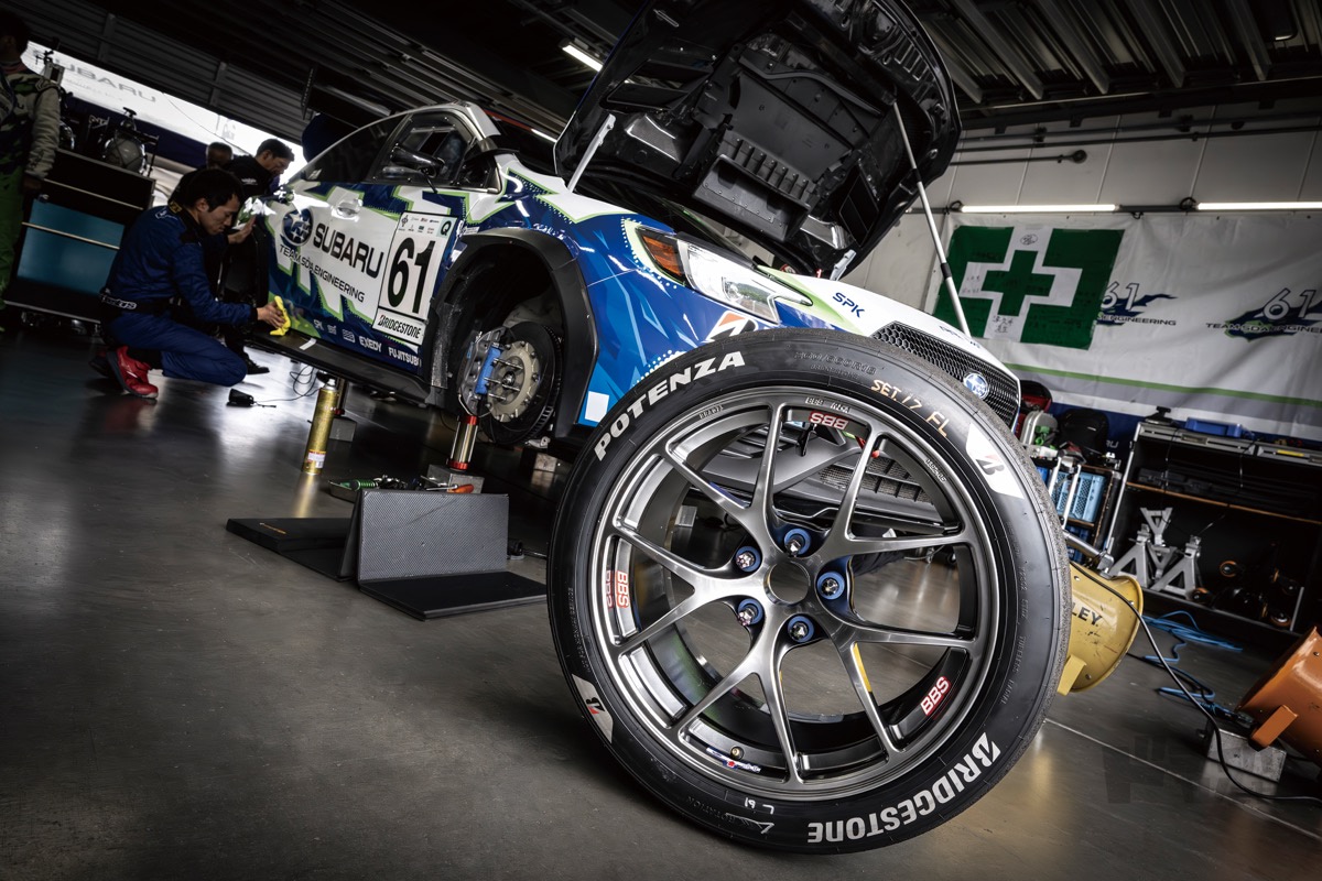 【BBS × スーパー耐久】超過酷な2500kmを戦い抜くBBSホイール | ドライバーWeb｜クルマ好きの“知りたい”がここに