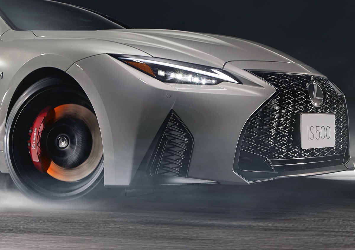 レクサスIS500に500台限定の特別仕様車「Climax Edition」を設定 | ドライバーWeb｜クルマ好きの“知りたい”がここに